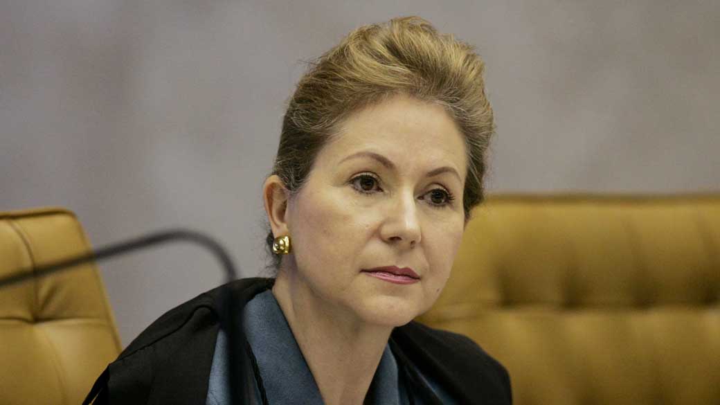 Governo oficializa aposentadoria de Ellen Gracie do STF | VEJA