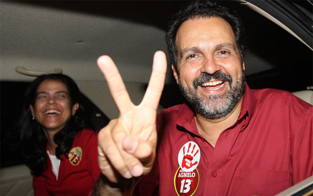 Problemas para Agnelo | VEJA