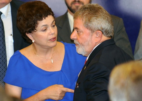 DE PERUCAS E DO QUE VAI SOB ELAS… | VEJA