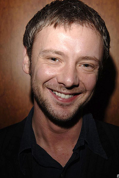 John Simm estrela ‘Intruders’ | VEJA