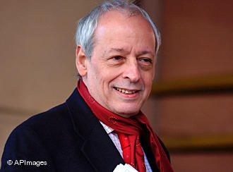 Difamador do papa supera a própria delinquência e diz que Pontífice faz ...