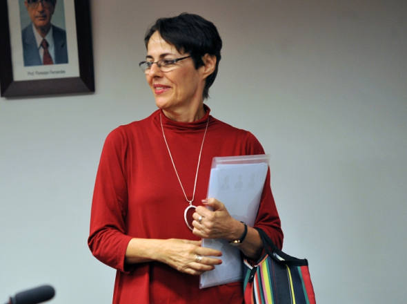 Ana na prancha | VEJA