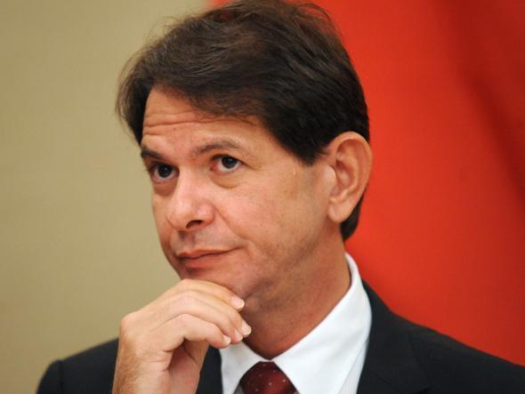 Em oito anos, Cid Gomes triplica patrimônio | VEJA