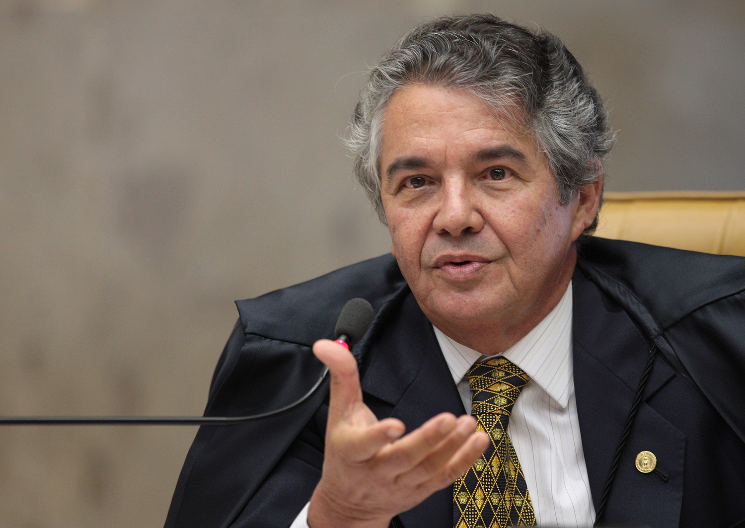 Meia história | VEJA