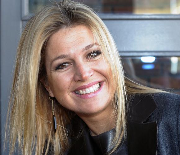 A monarquia sobe o morro | VEJA