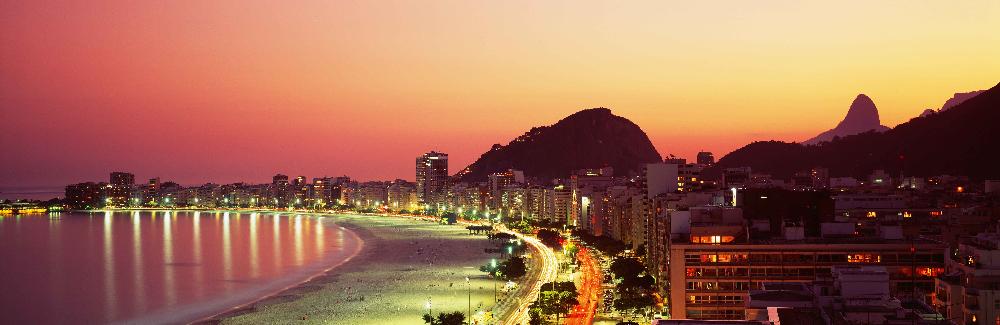 Do Leme ao Leblon, as histórias da orla que nunca dorme | VEJA