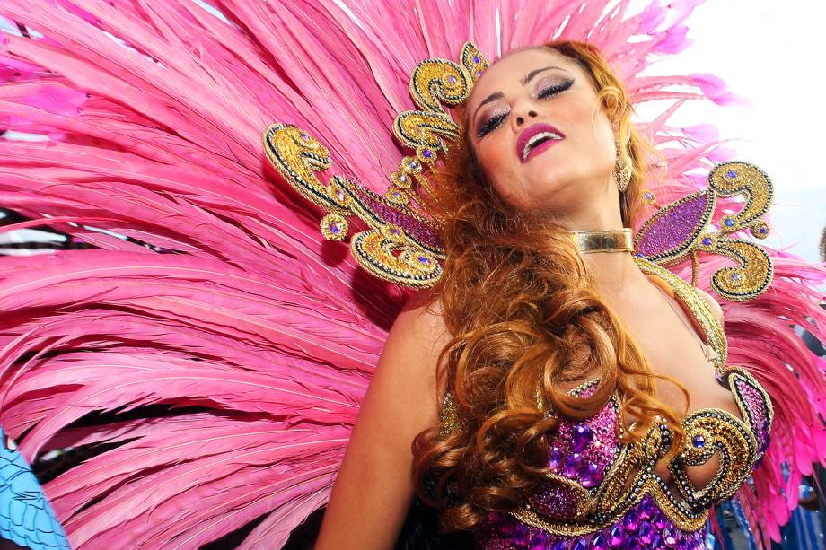 As musas do segundo dia do Carnaval de SP | VEJA