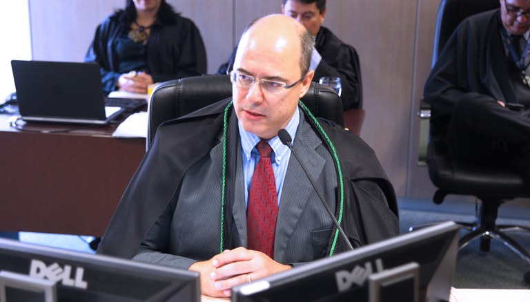 Partidos querem lançar juiz federal ao governo do Rio | VEJA