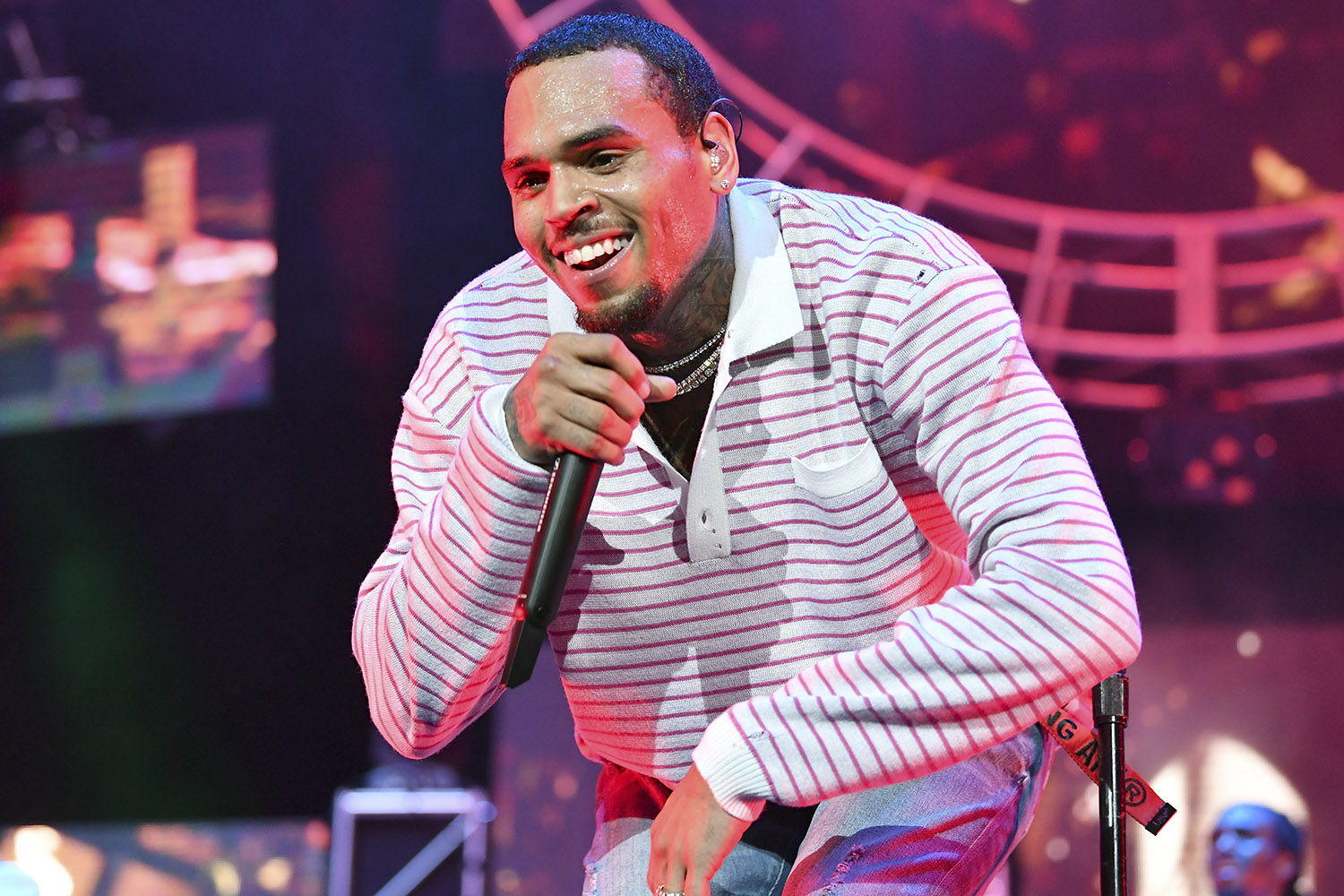 Chris Brown é preso logo após show na Flórida | VEJA