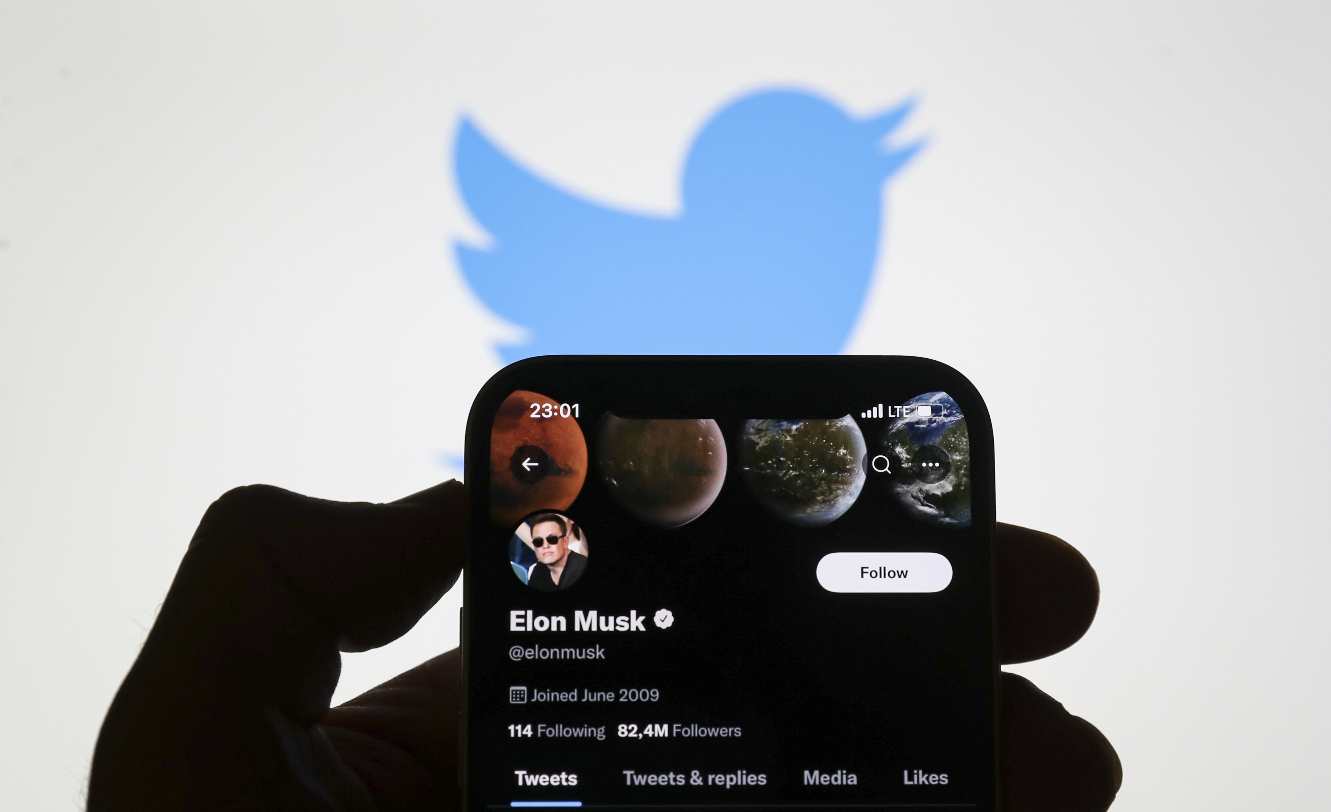 Elon Musk anuncia aumento de 280 para 4 mil caracteres no Twitter | VEJA