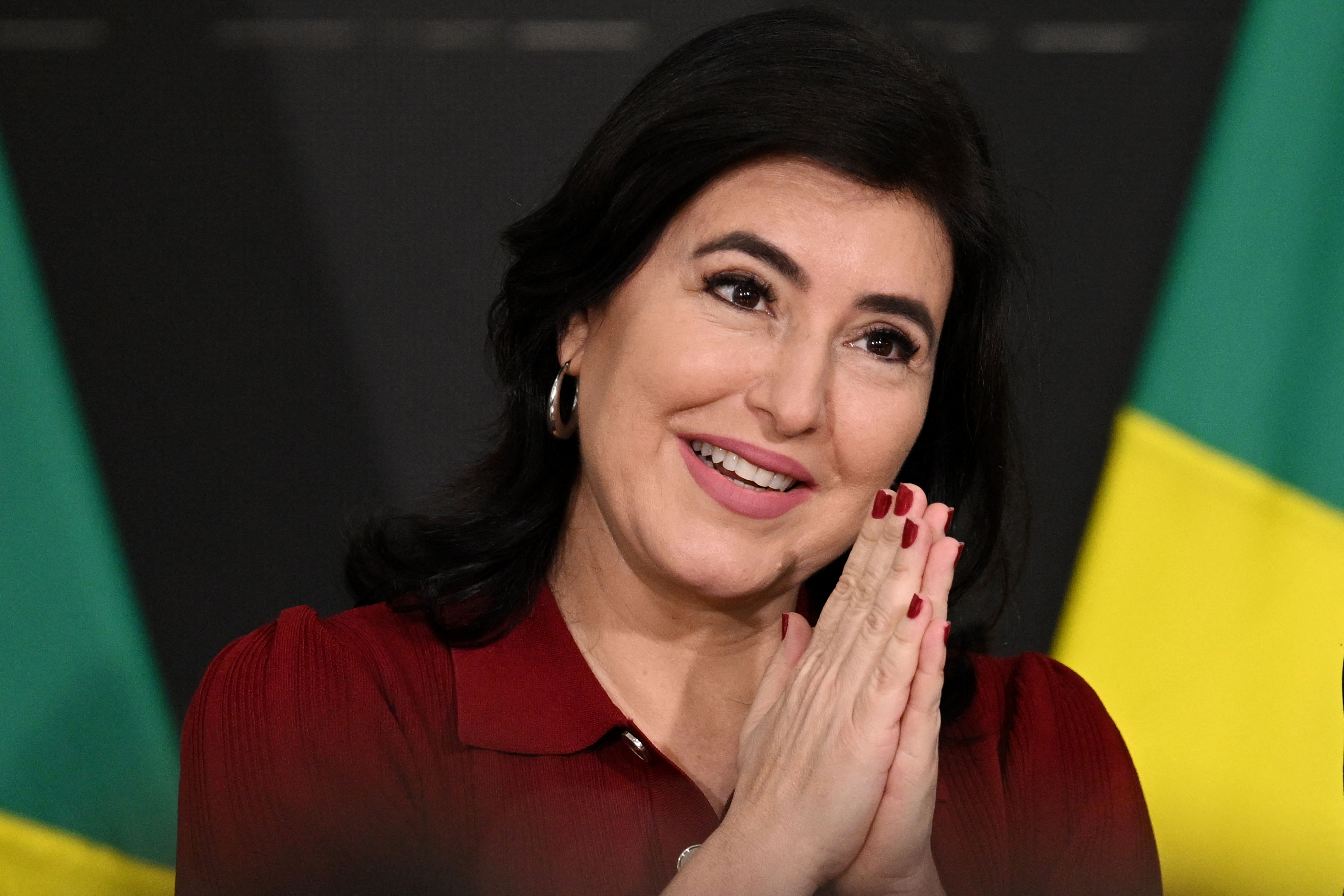 A bola nas costas de Simone Tebet com nomeação de... | VEJA