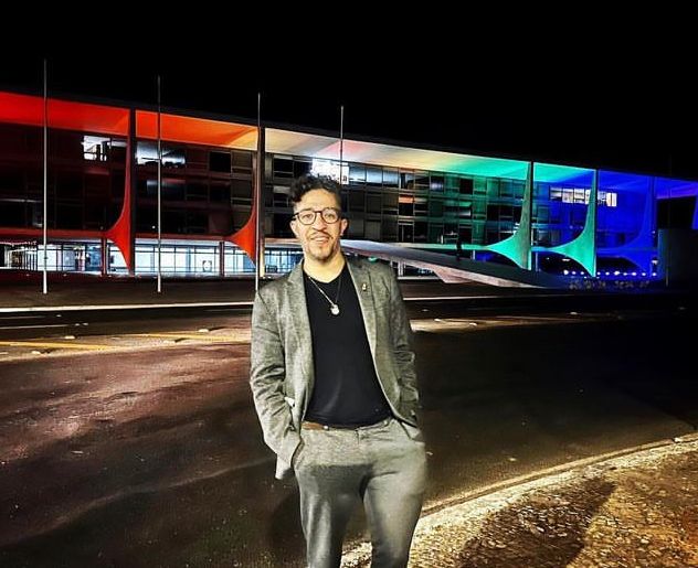 A volta de Jean Wyllys ao Brasil após ‘autoe... | VEJA