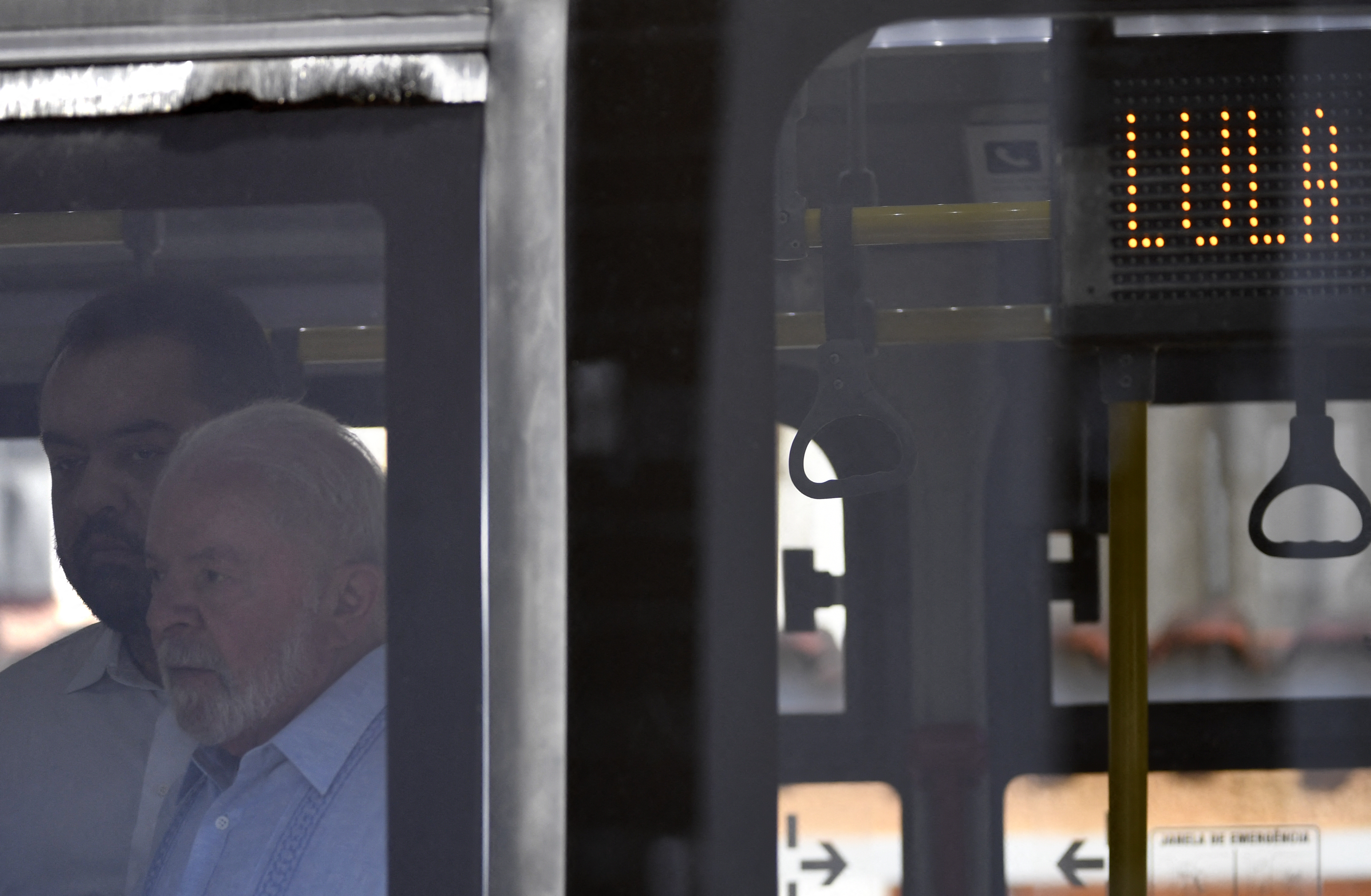 Os acenos de Lula ao governador do Rio, Cláudio Castro | VEJA