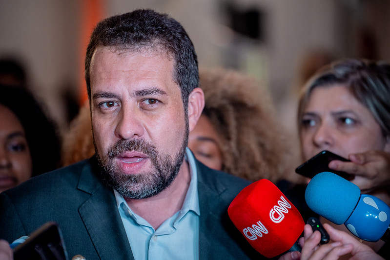 Boulos diz que privatização da Sabesp é agora ou nunca, pois ameaça ...