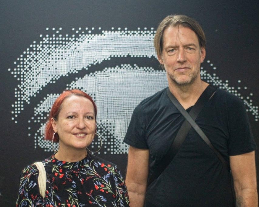 O que fez guitarrista da banda Radiohead em estúdio de São Paulo | VEJA