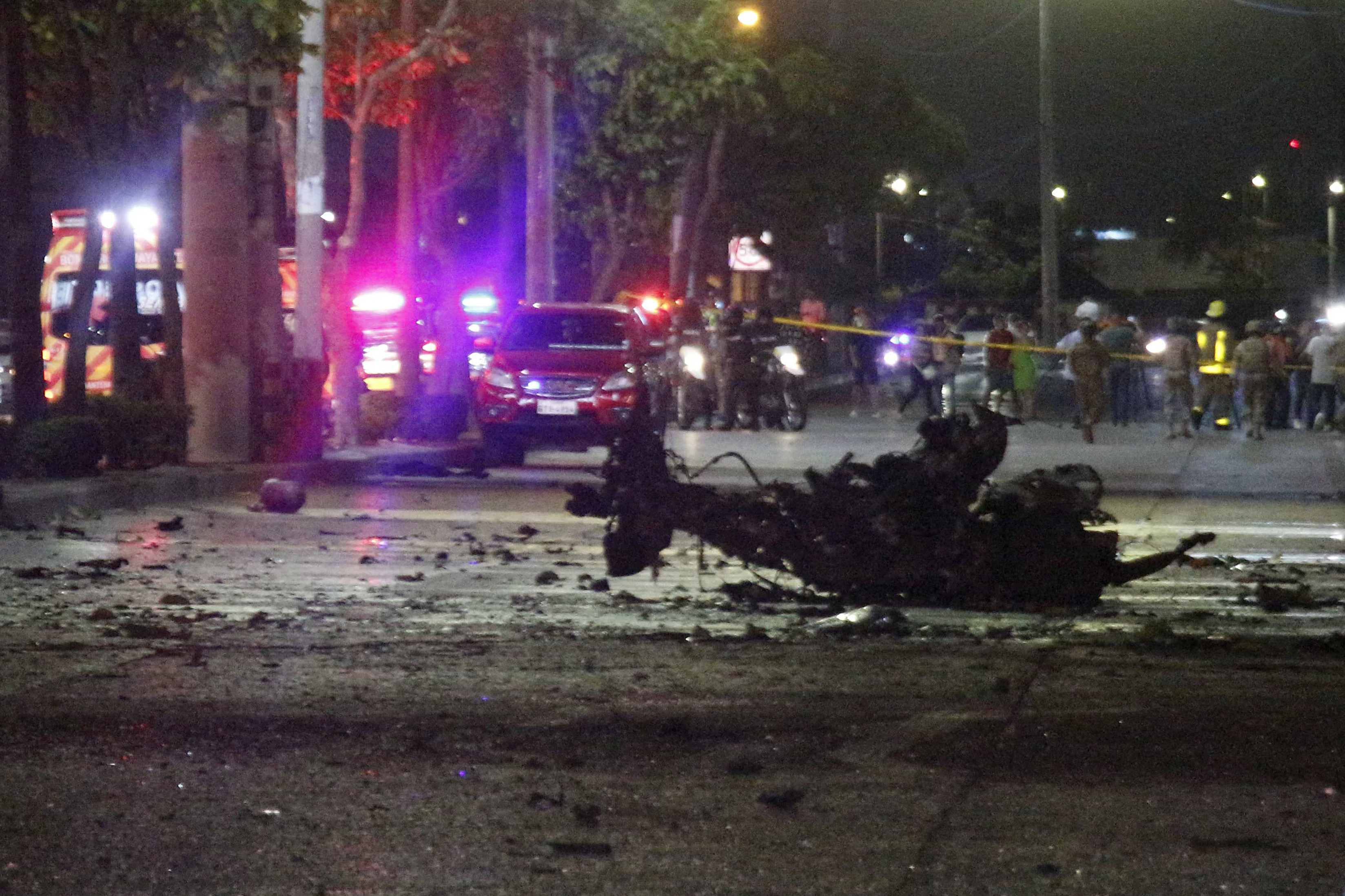 VÍDEO: Explosão de carro-bomba deixa um morto e mais de 20 feridos no ...